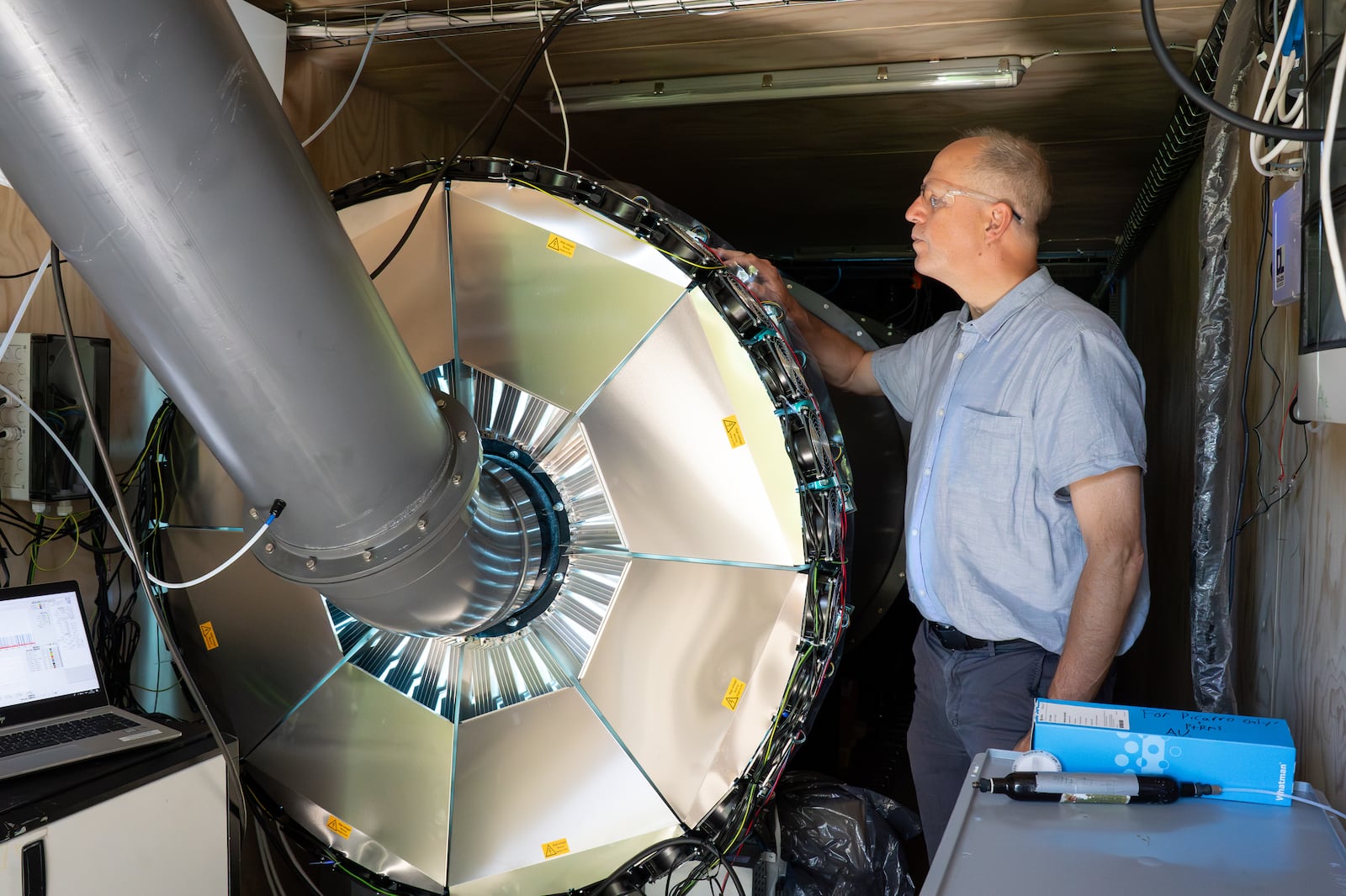 Ambient Carbon tech destroys 90% of methane on dairy farms